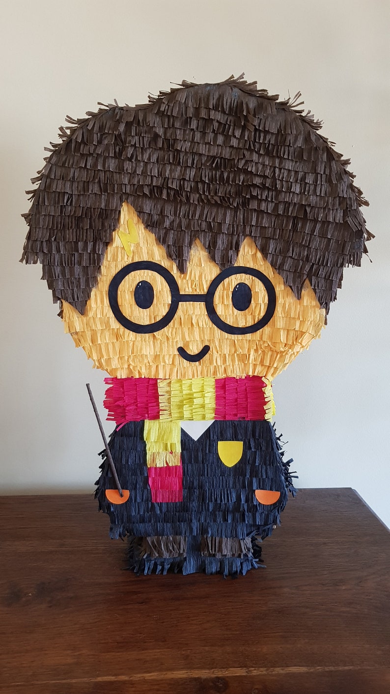 Pinata Party Olaf Chest of Libs Minions Heart - Etsy