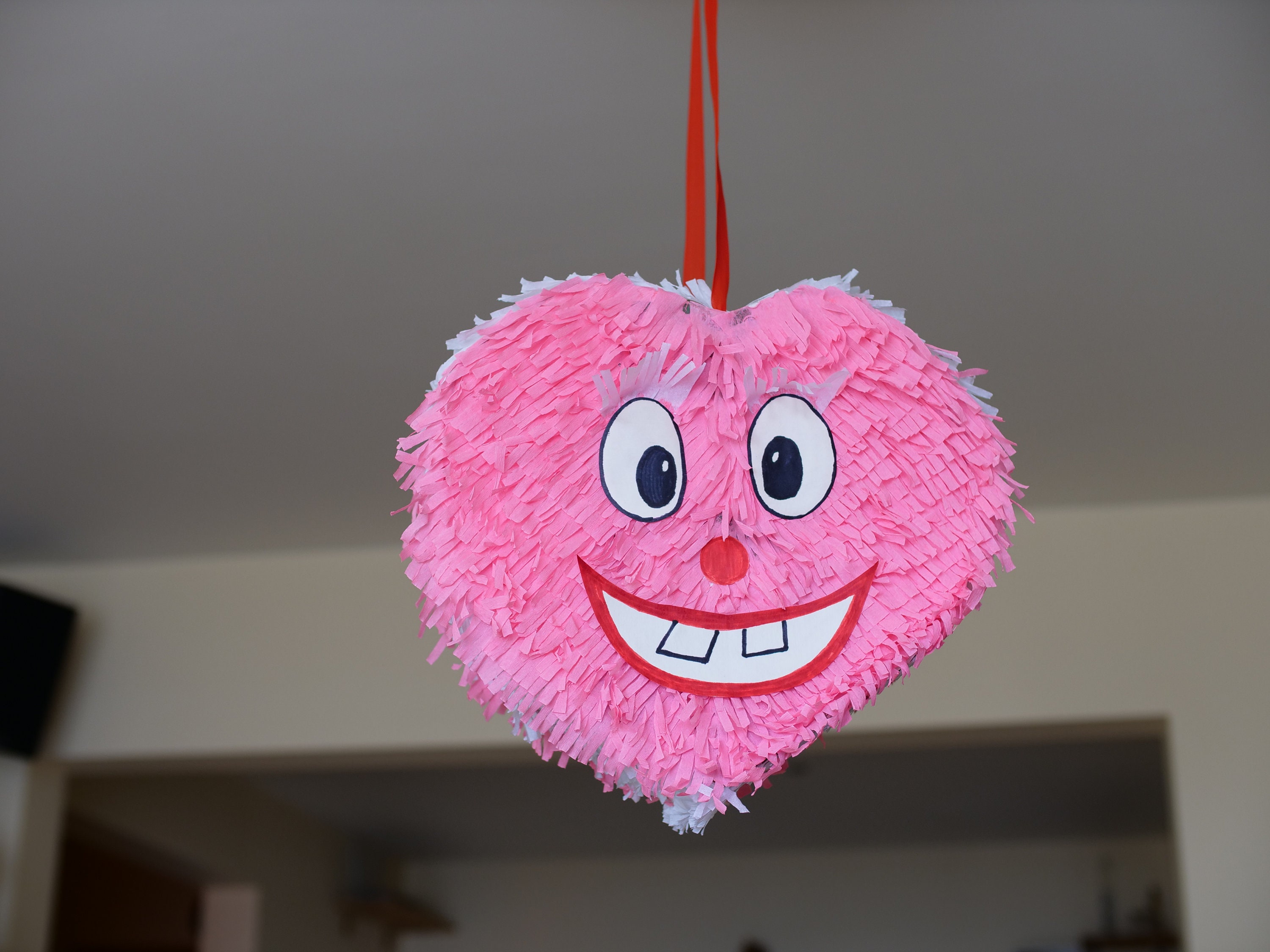 Pinata Party Olaf Chest of Libs Minions Heart - Etsy