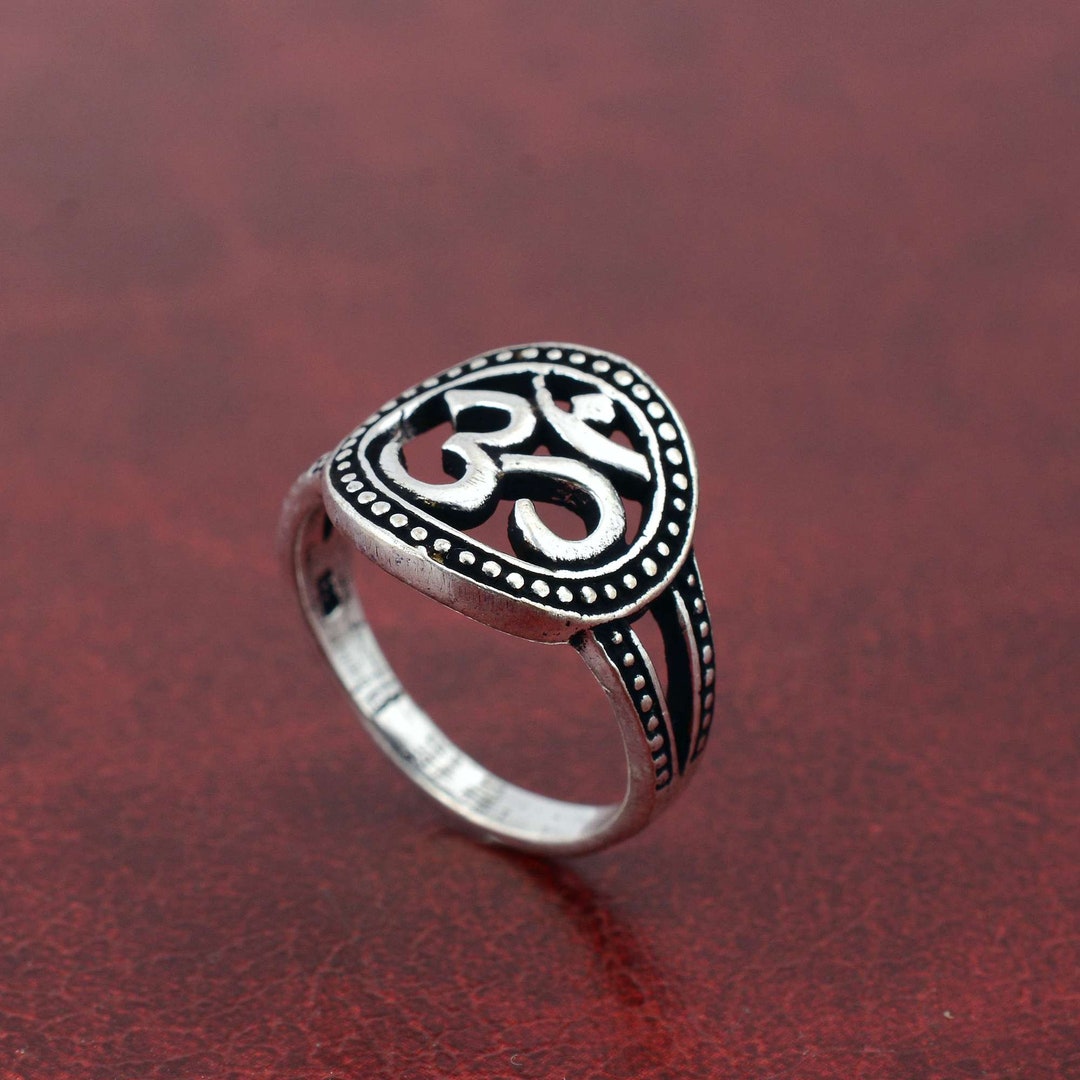 Aum Om Ohm Sanskrit Symbol, 18k Yellow, Handmade Om Ring, Yogi Jewelry ...