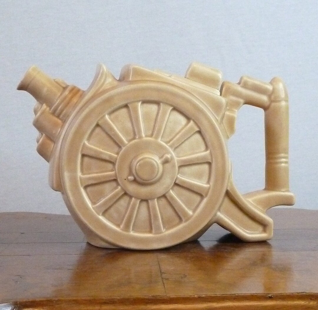 Artillary Gun Shaped Teapot Big Bertha? Clews & Brothers Belisha Ware ...