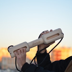 Mobile Hangboard Hangy for Warm-up or Home Workout, Wooden Hangboard ...