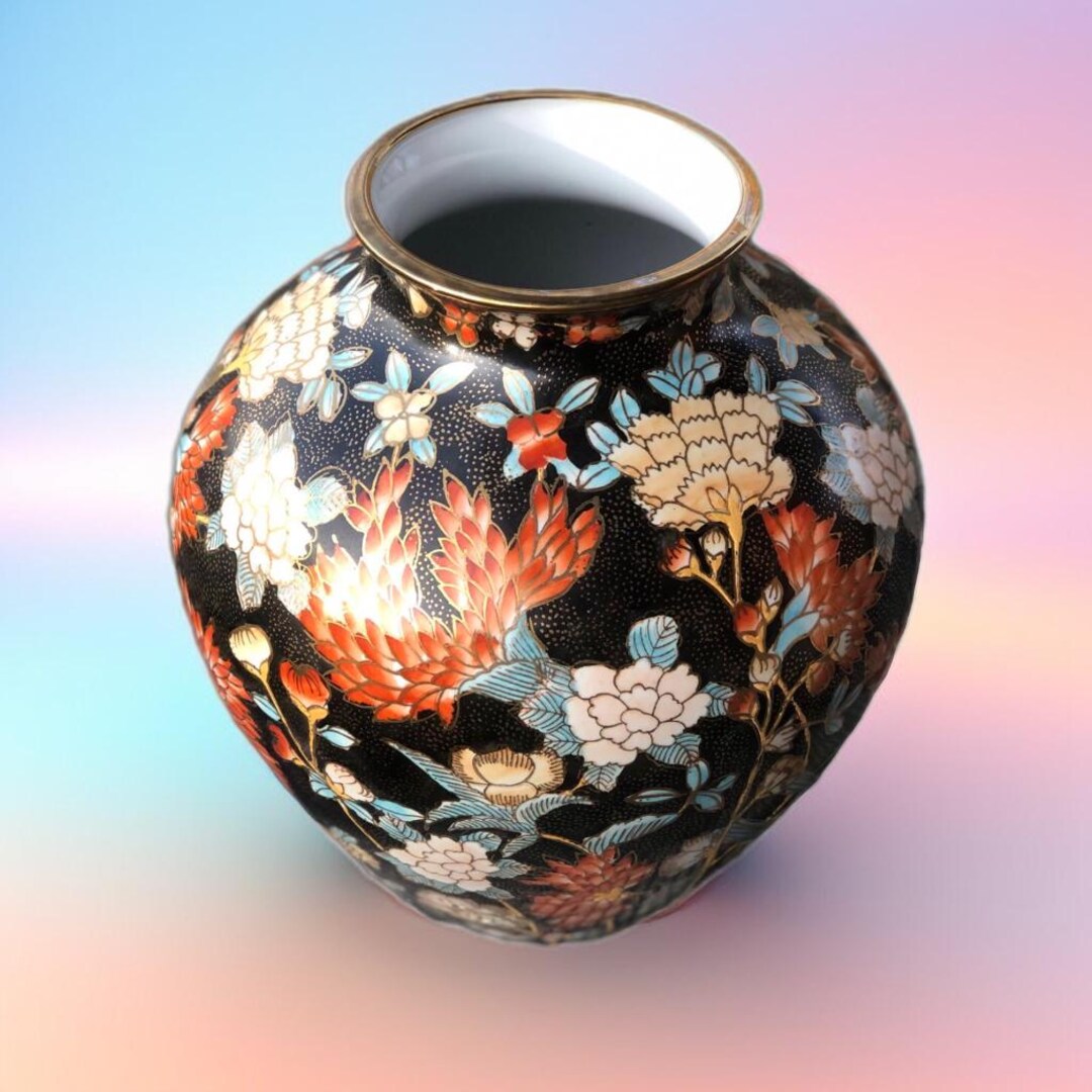 Vintage Ceramic Vase, 11 Paint Relief, Enamel Famille Rose, Raised ...
