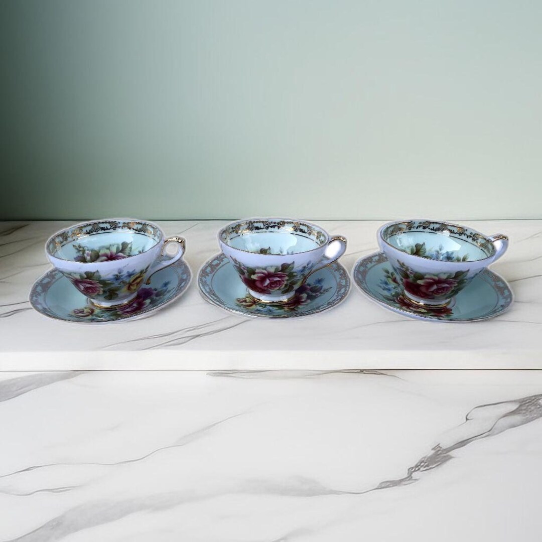 Royal Sutherland Fine Bone China Teacup and Saucer, Gold Trim Cabbage ...