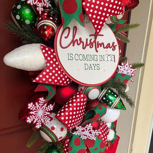 Christmas Countdown Wreath, Christmas Wreath, Oversized Lightbulb ...