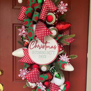 Christmas Countdown Wreath, Christmas Wreath, Oversized Lightbulb ...