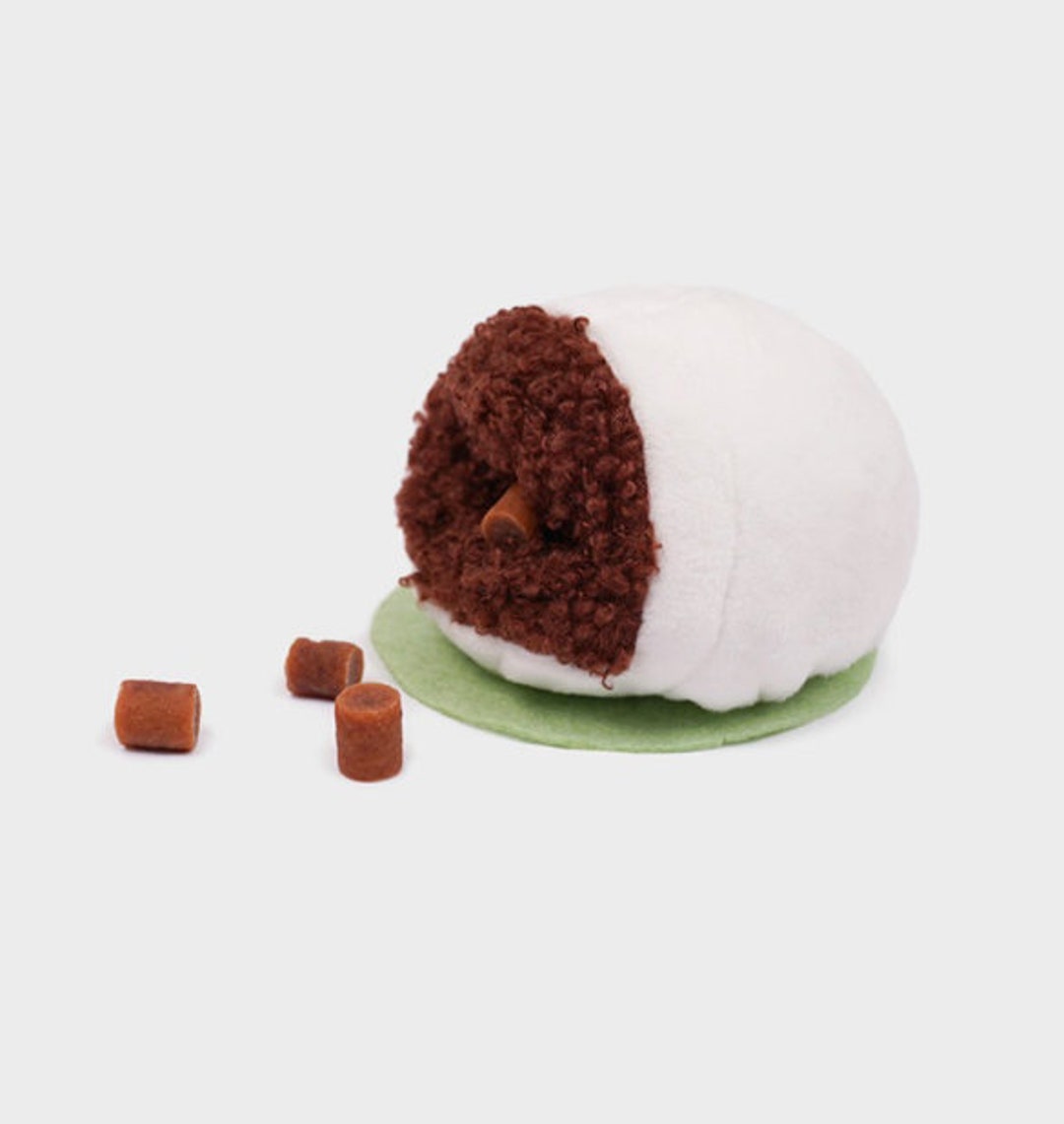 HOWLPOT Steamed Bread Dog Toy Desert Chew Durable Training Squeaky ...