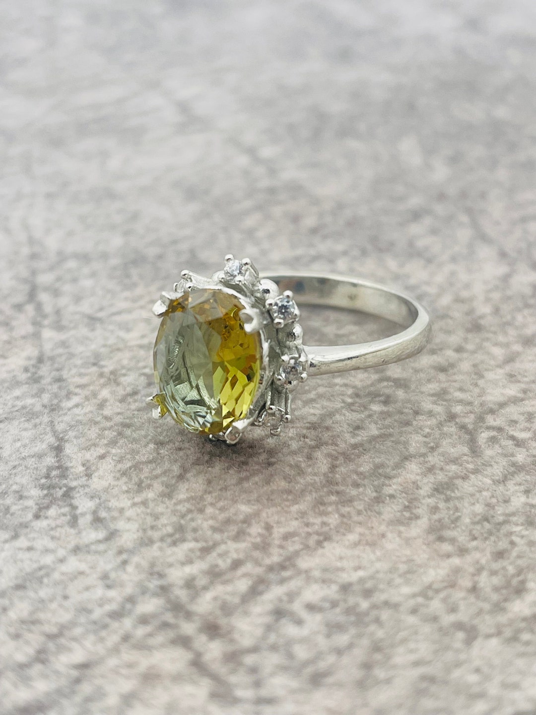 Women Color Changing Zultanite Ring, Diaspore Gemstone Silver Ring ...