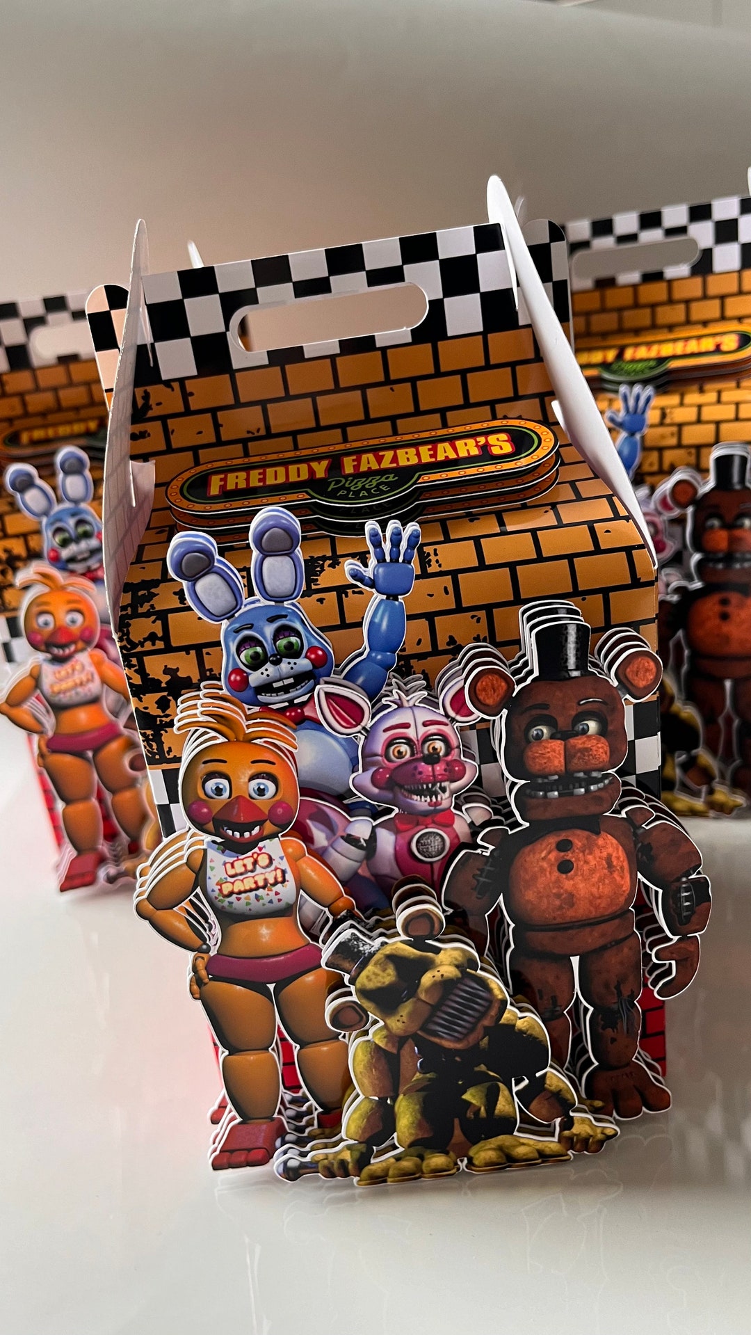 Fnaf Birthday Party Decorations, Fnaf Party Box, Fnaf Party Theme ...