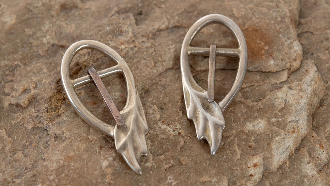 Handmade Elven Buckle – Silver-coated Brass, LOTR Cosplay (21mm) - Etsy