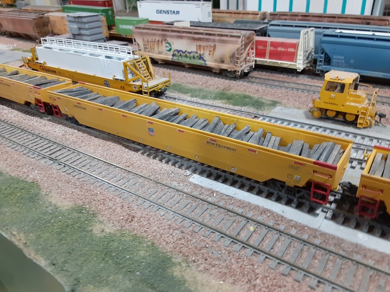 HO Scale Union Pacific MOW Tie Car Kit - Etsy