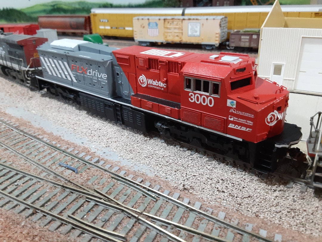 HO Scale WABTEC 3000 Battery-electric Locomotive Shell - Etsy