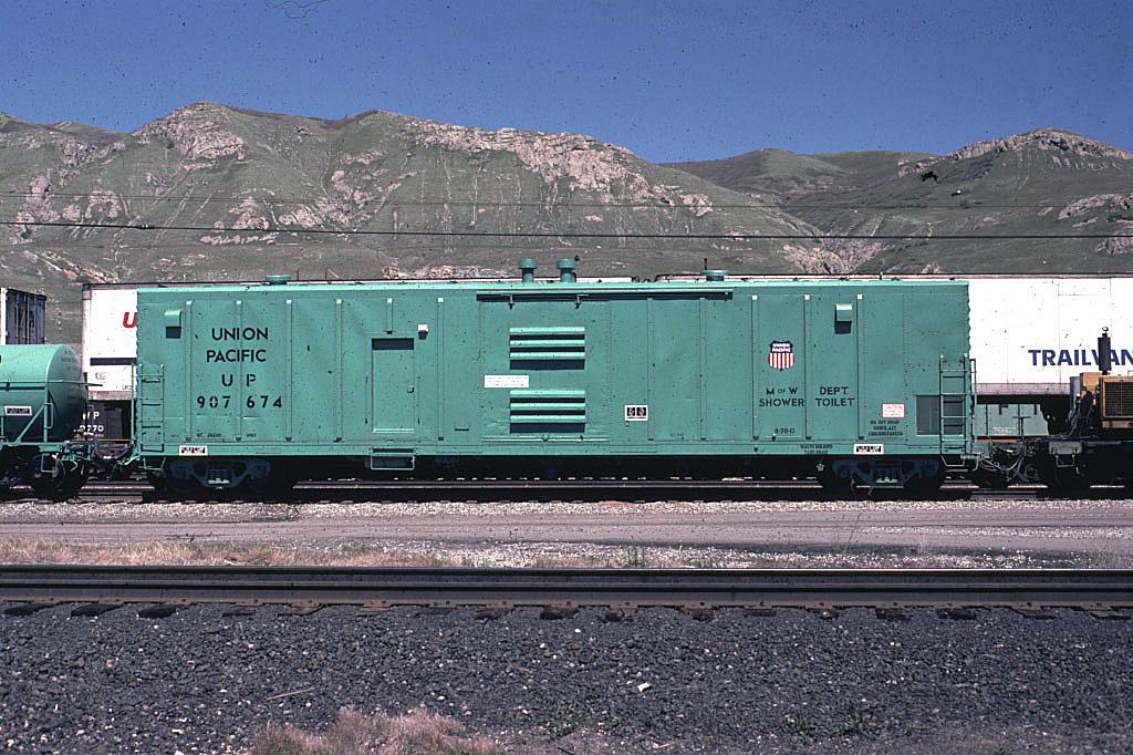 Ho Scale Union Pacific MOW Shower Car Kit - Etsy