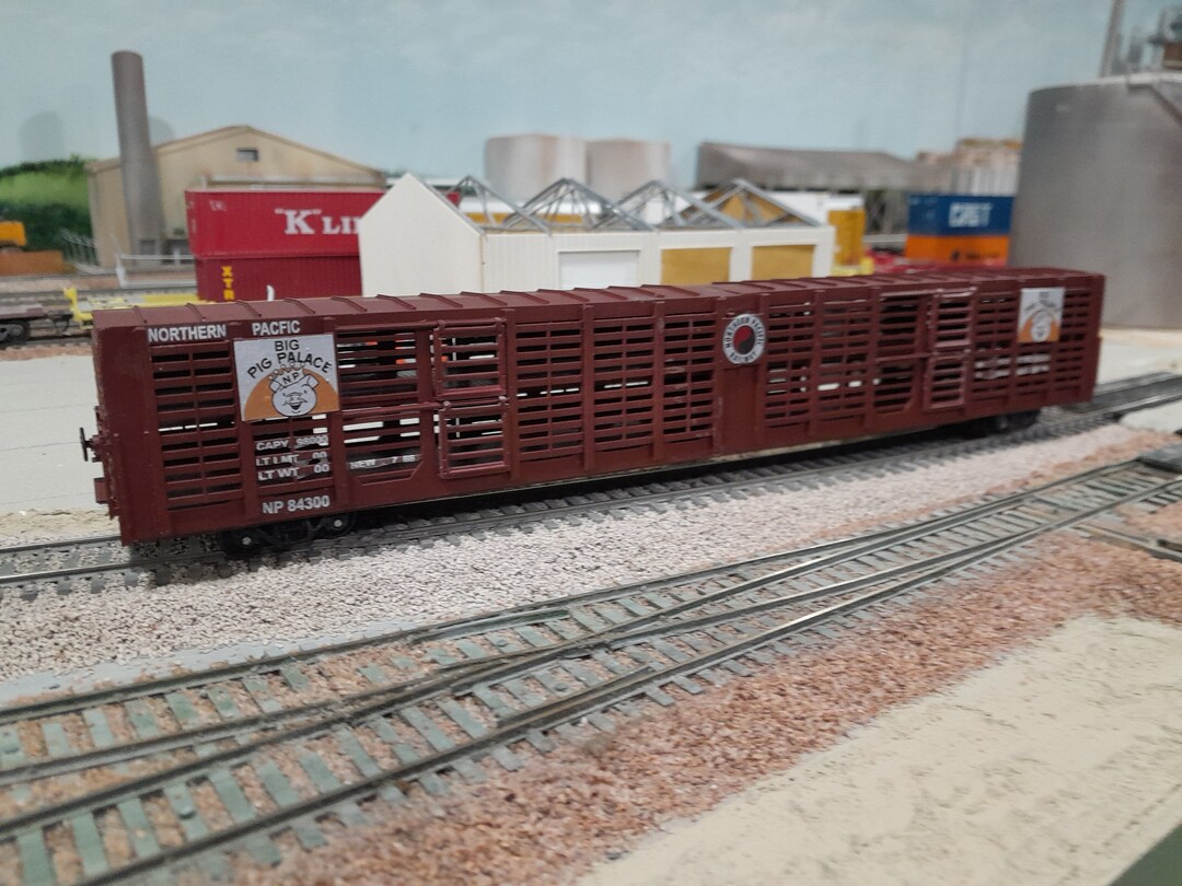 HO Scale Northern Pacific big Pig Palace 85 Stock Car - Etsy