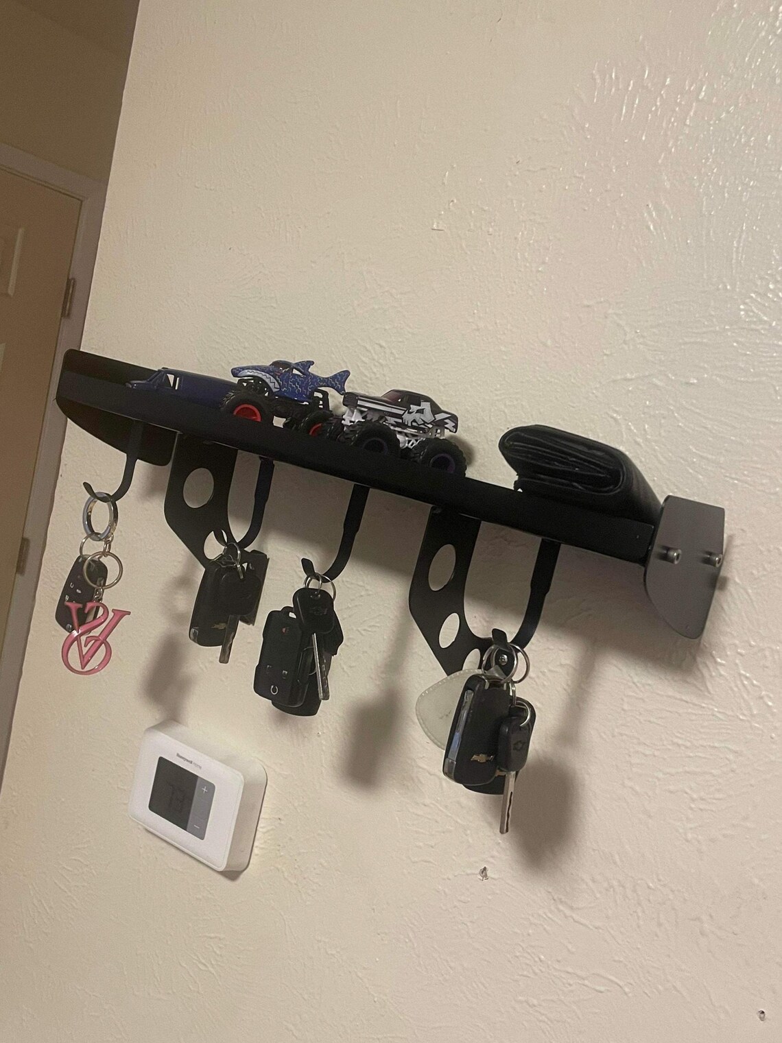 Metal Key Holder for Wall, Car Spoiler, Key Hook, Wall Decor , Car ...