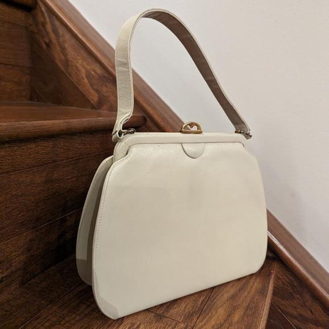Vintage Mid Century Ivory Leather Handbag. - Etsy
