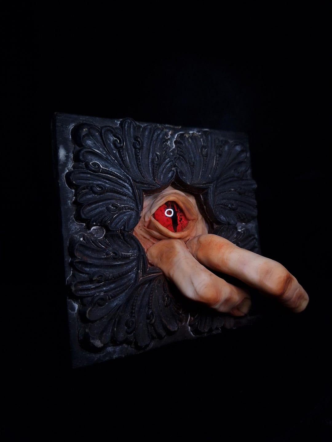Scary Creepy Horror Picture Frame Disturbing Mysterious Fingers Surreal ...