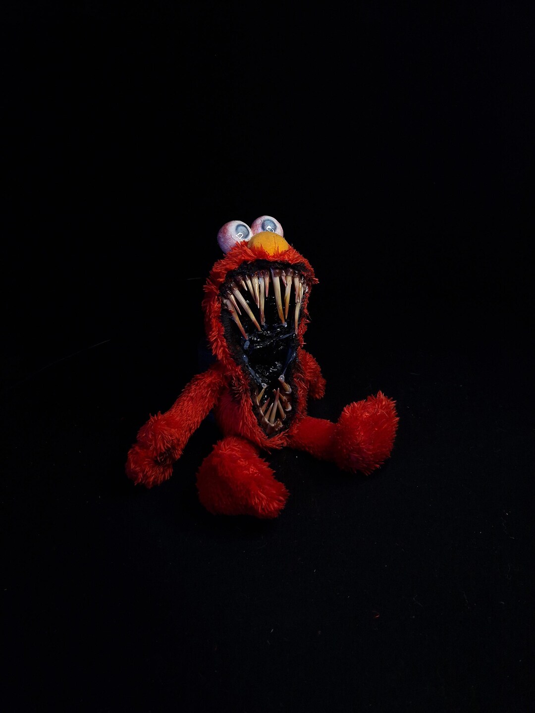 Creepy Horror Red Elmo Disturbing Spooky Haunted Stuffed Animal Shocking Frightening Monster ...