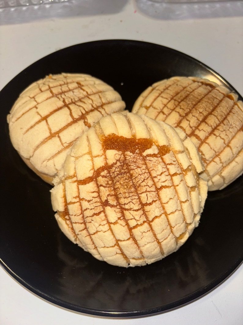 Mexican Conchas | Pan Dulce | Pan De Huevo | Sweet Bread | Authentic ...