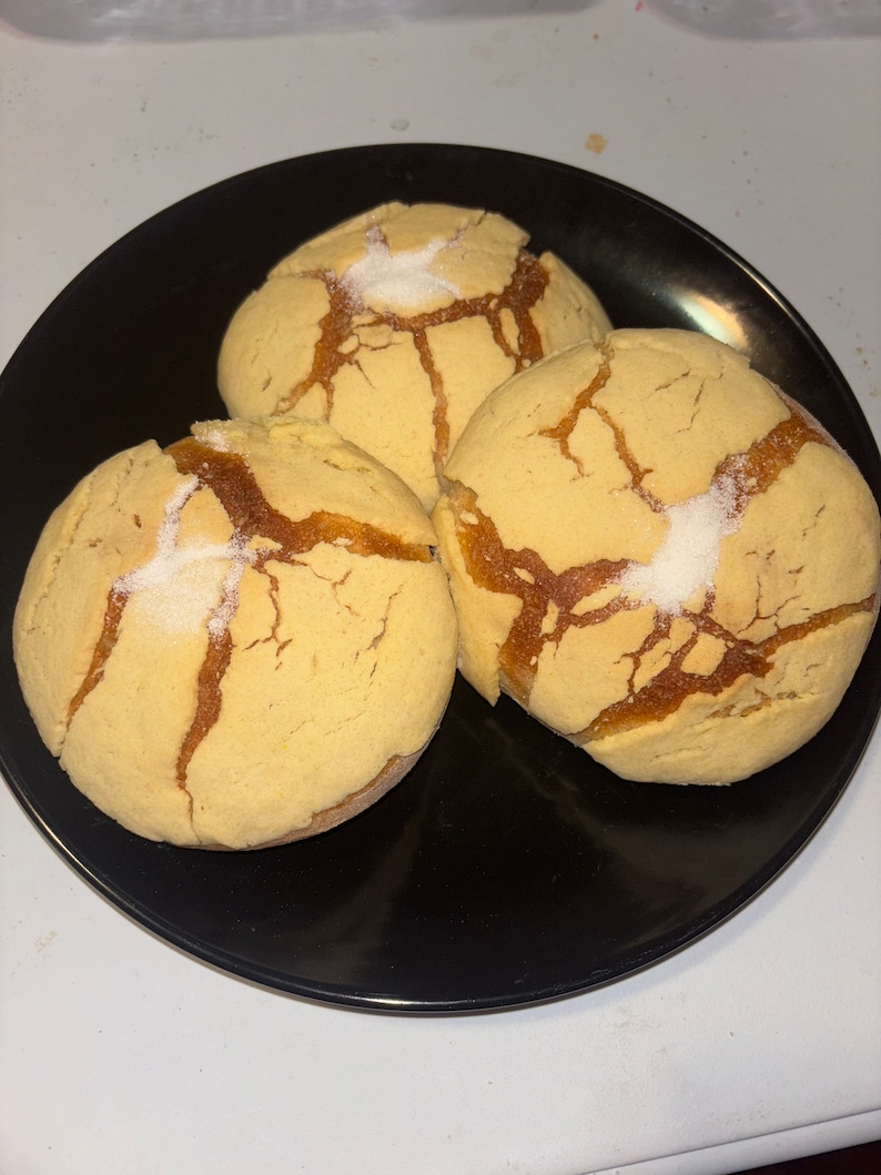 Mexican Conchas | Pan Dulce | Pan De Huevo | Sweet Bread | Authentic ...