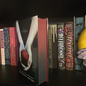 Twilight L Stephenie Meyer L Sprayed Edges L Hard Back L Custom Made - Etsy