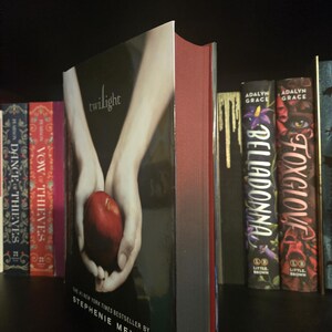 Twilight L Stephenie Meyer L Sprayed Edges L Hard Back L Custom Made - Etsy