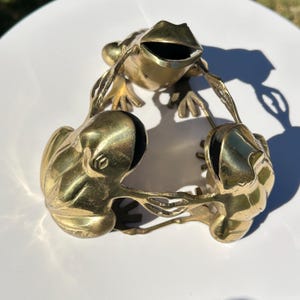 Frog Trio Circle Vintage Brass Crystal Sphere Stand Cute Frogs Large ...