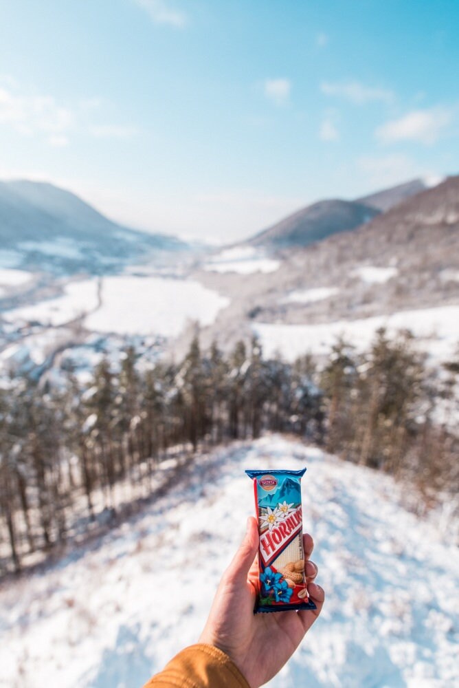 HORALKY Traditional European Czech and Slovak Wafers With Peanuts ...