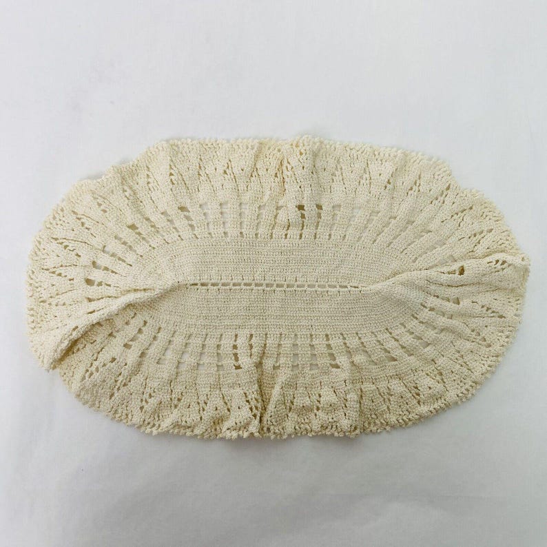 Vintage Doily Doilies Lot Crochet Ecru Round and Oblong Table Decor ...
