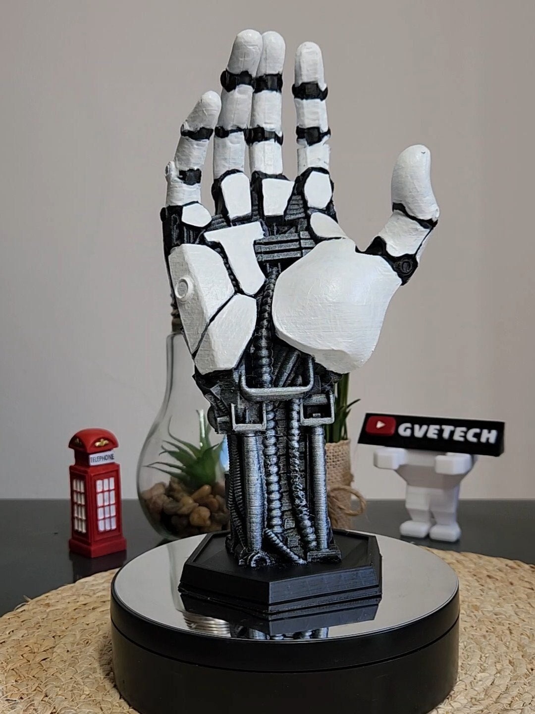Robot Hand Video Game Controller Holder (3D Printed) - Etsy