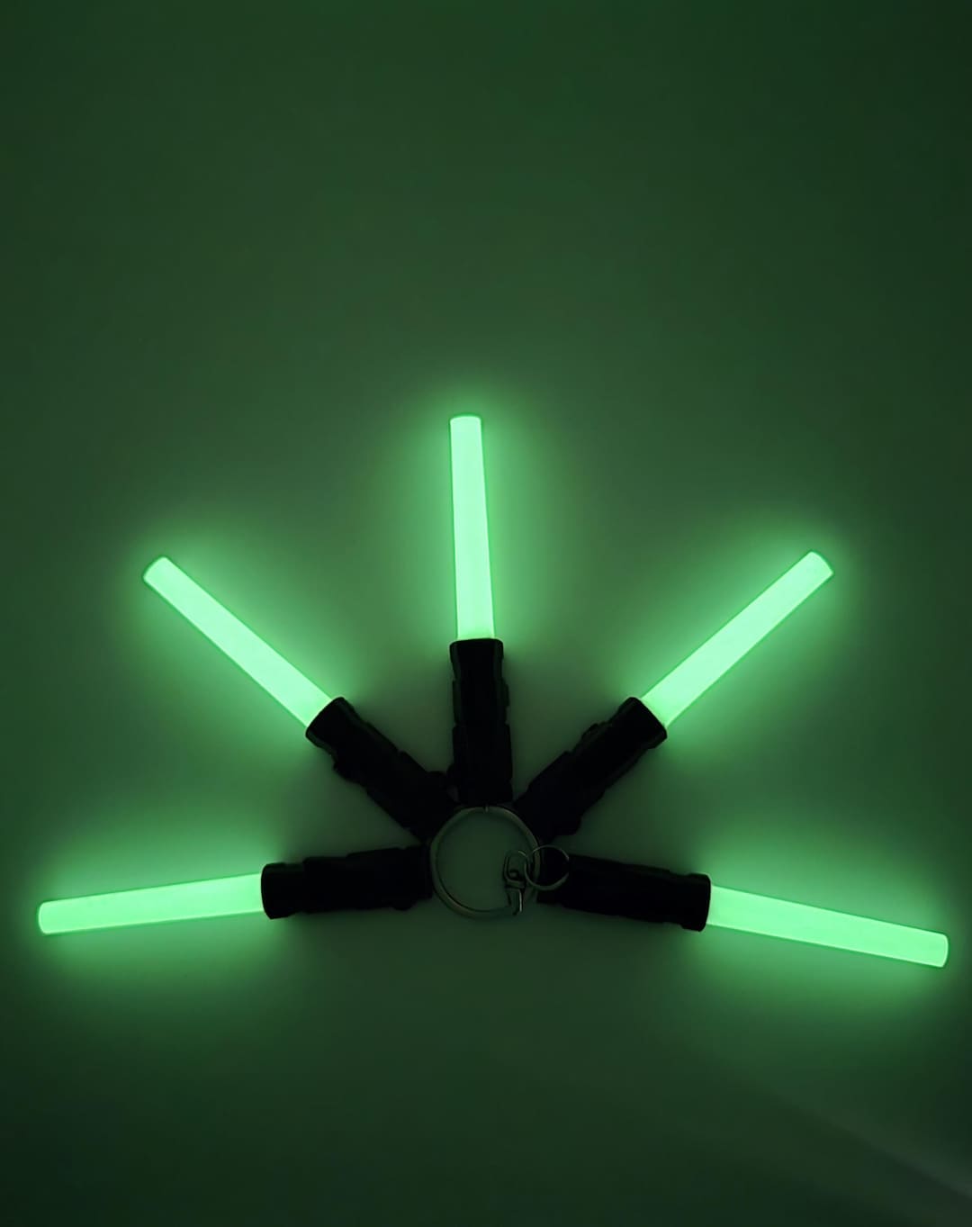 Magnetic Glow-in-the-dark Lightsaber Keychain | 3D Printed Jedi Keyring ...