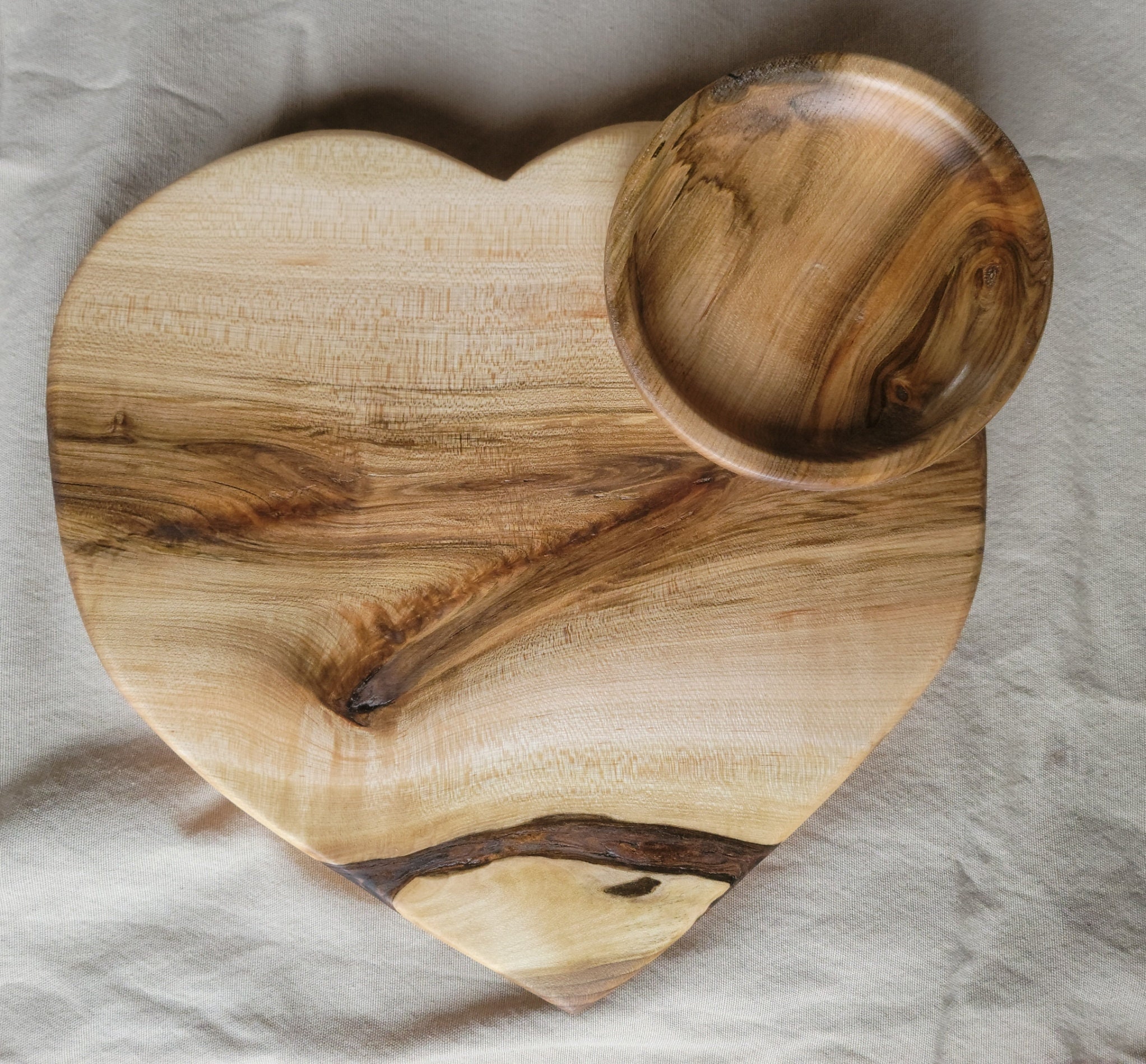 Heart Shaped Cutting/charcuterie Board - Etsy