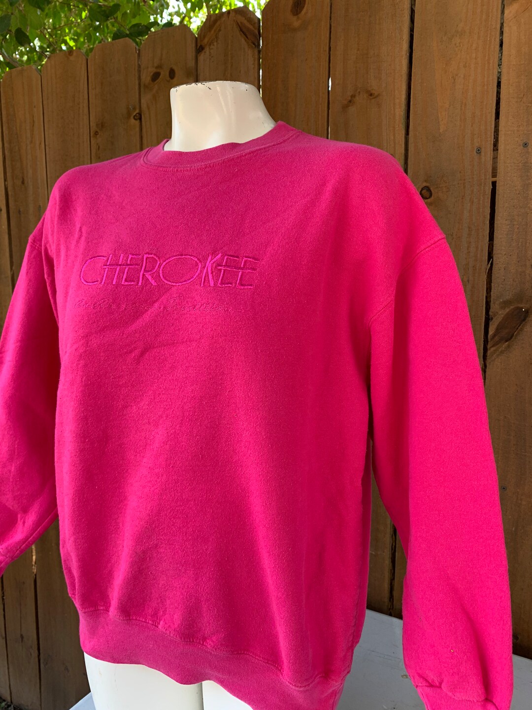 90’svintage Cherokee Embroidered Logo Sweatshirt Size SM, Vintage Hot ...