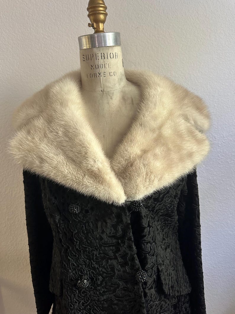 Vintage 1950's Black Curly Lambs Wool Coat With White Mink Collar - Etsy