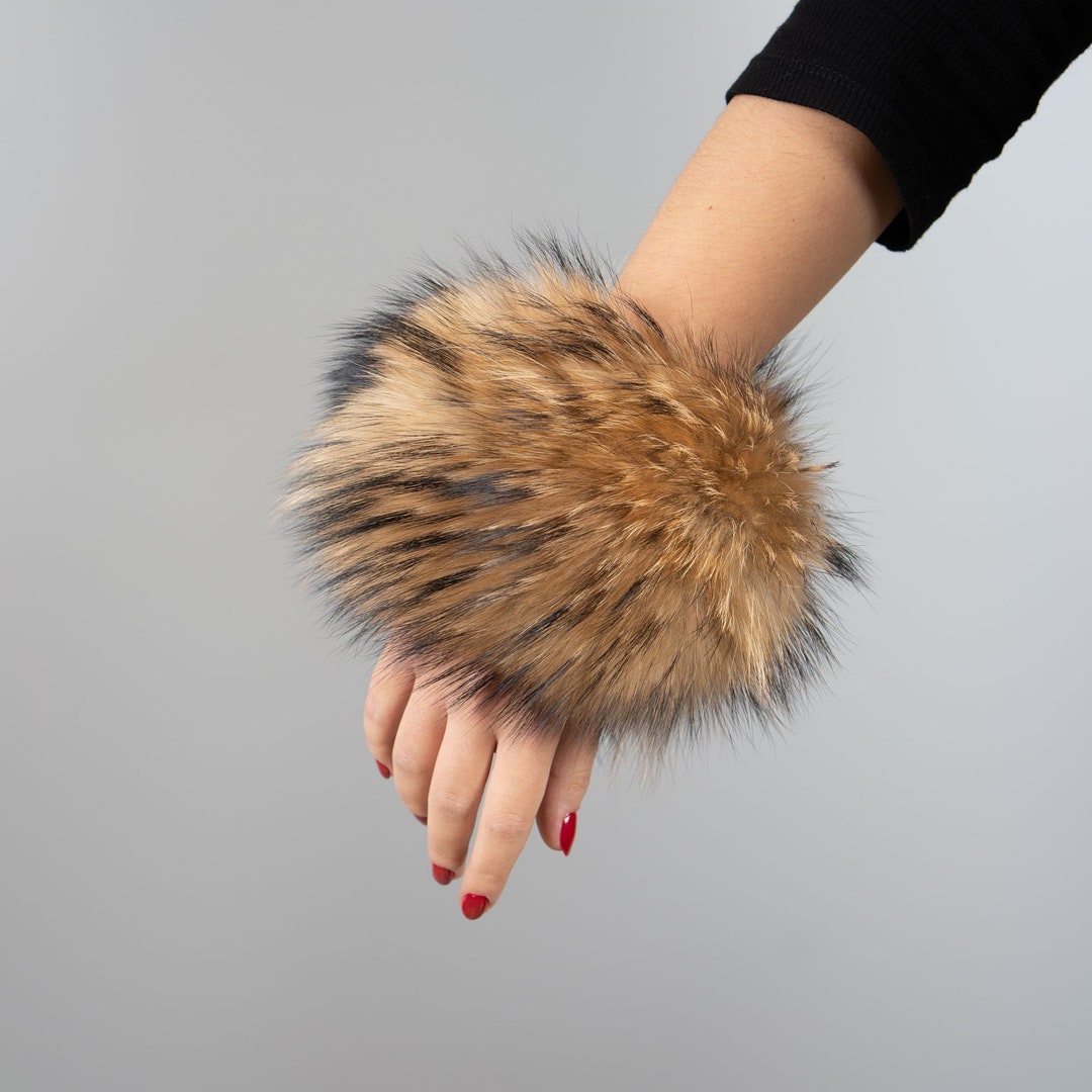 Luxurious Gold Raccoon Fur Cuffs - Soft, Warm & Stylish - Etsy
