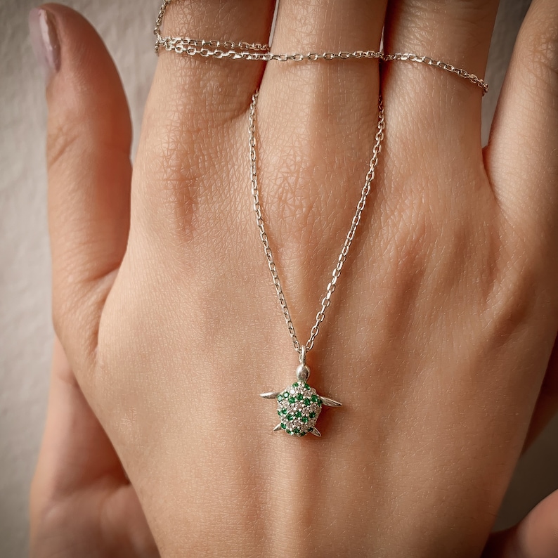 Emerald Tortoise Necklace Dainty Turtle Necklace Natural - Etsy