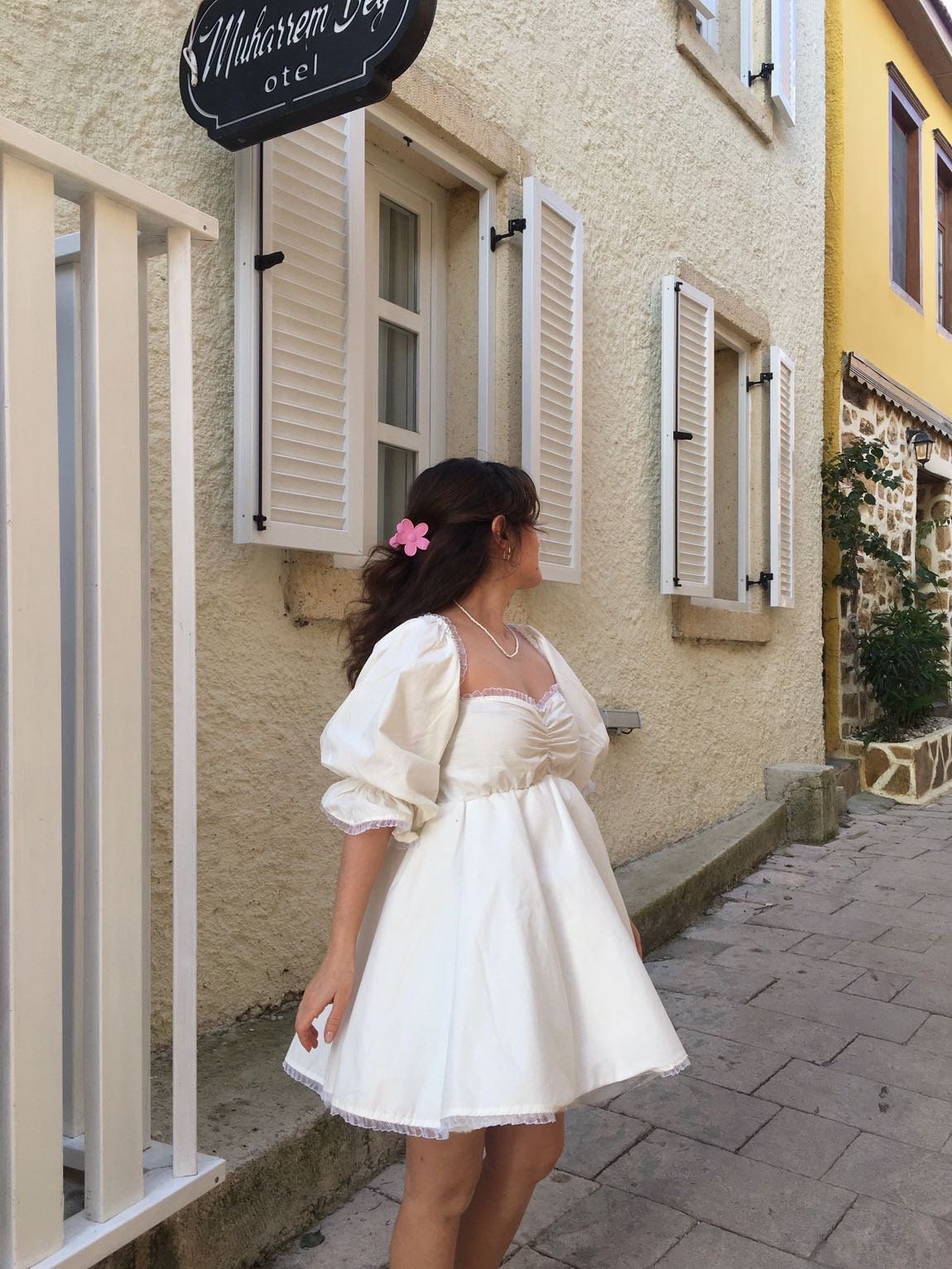 Balloon White Puffy Dress Puff Dress Puffy Dress Princess Dress Circle ...