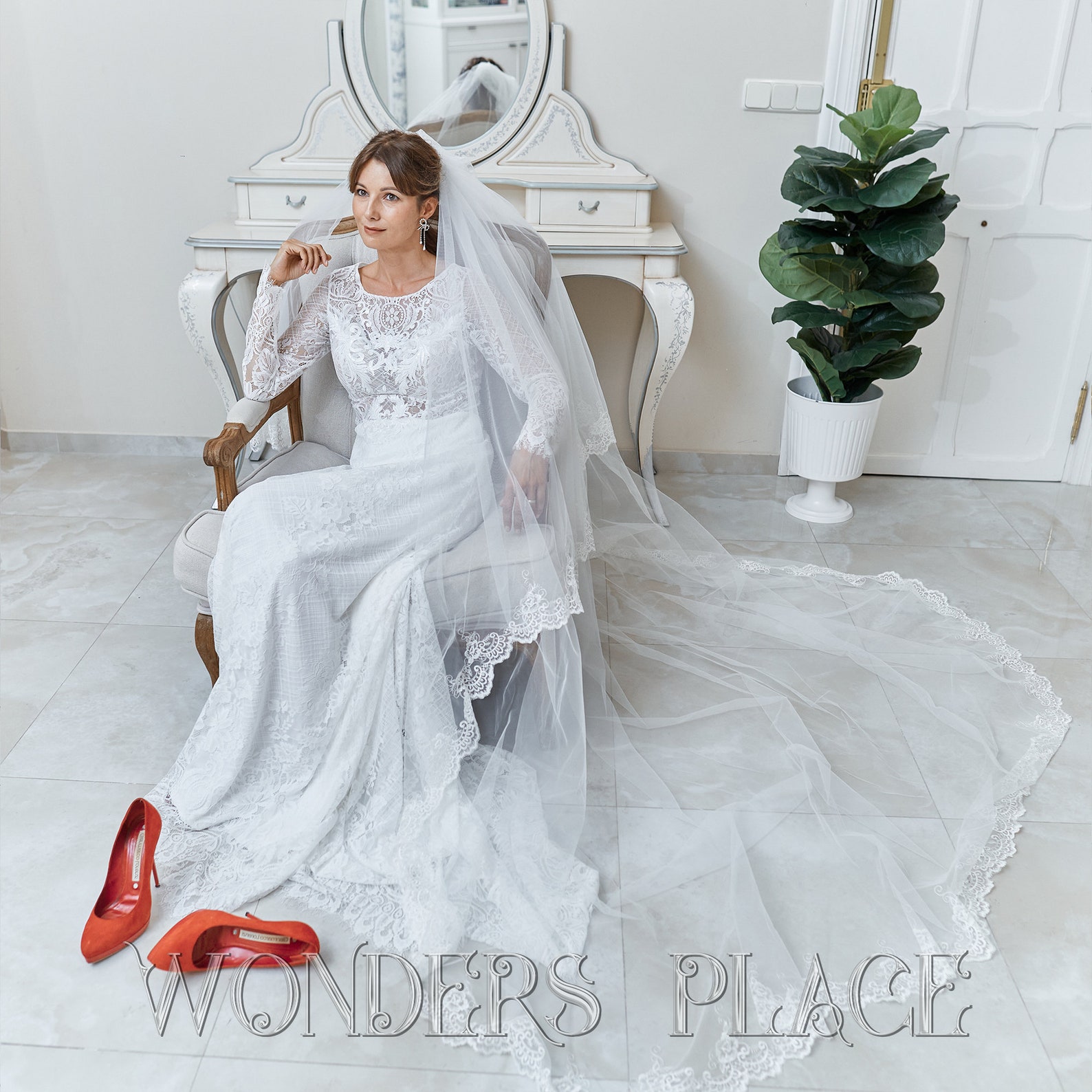 Vintage-inspired Veil Romantic Bridal Veil With Embroidery on the Edge ...