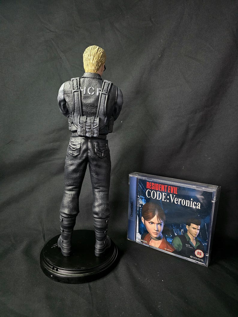 16 Albert Wesker Code Veronica Statue Etsy 8729