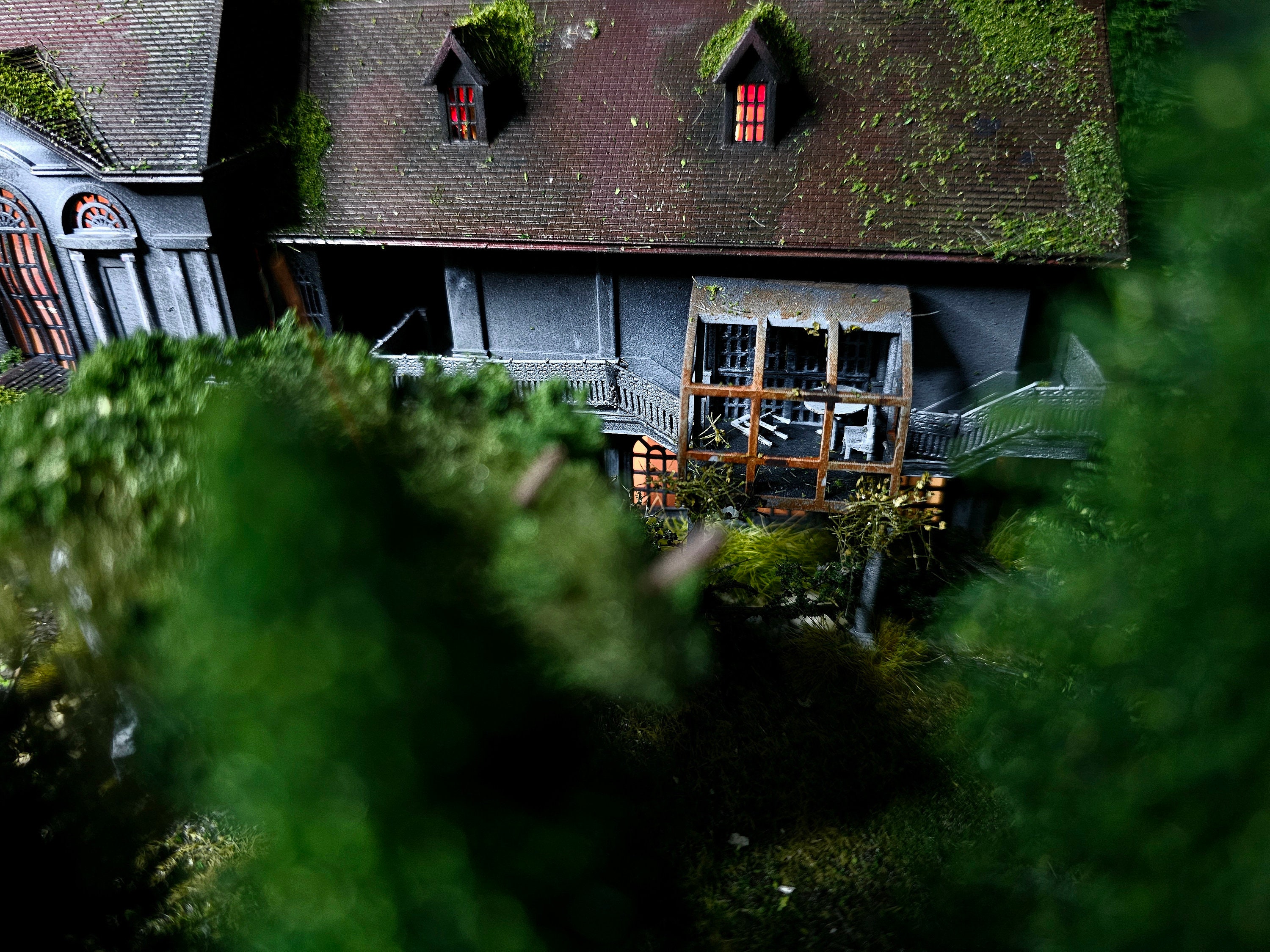 Resident Evil Spencer Mansion With Lights LTD Numbers Worldwide - Etsy