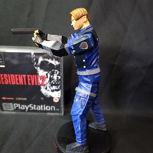 Resident Evil 2 Leon Kennedy Low Poly Series - Etsy