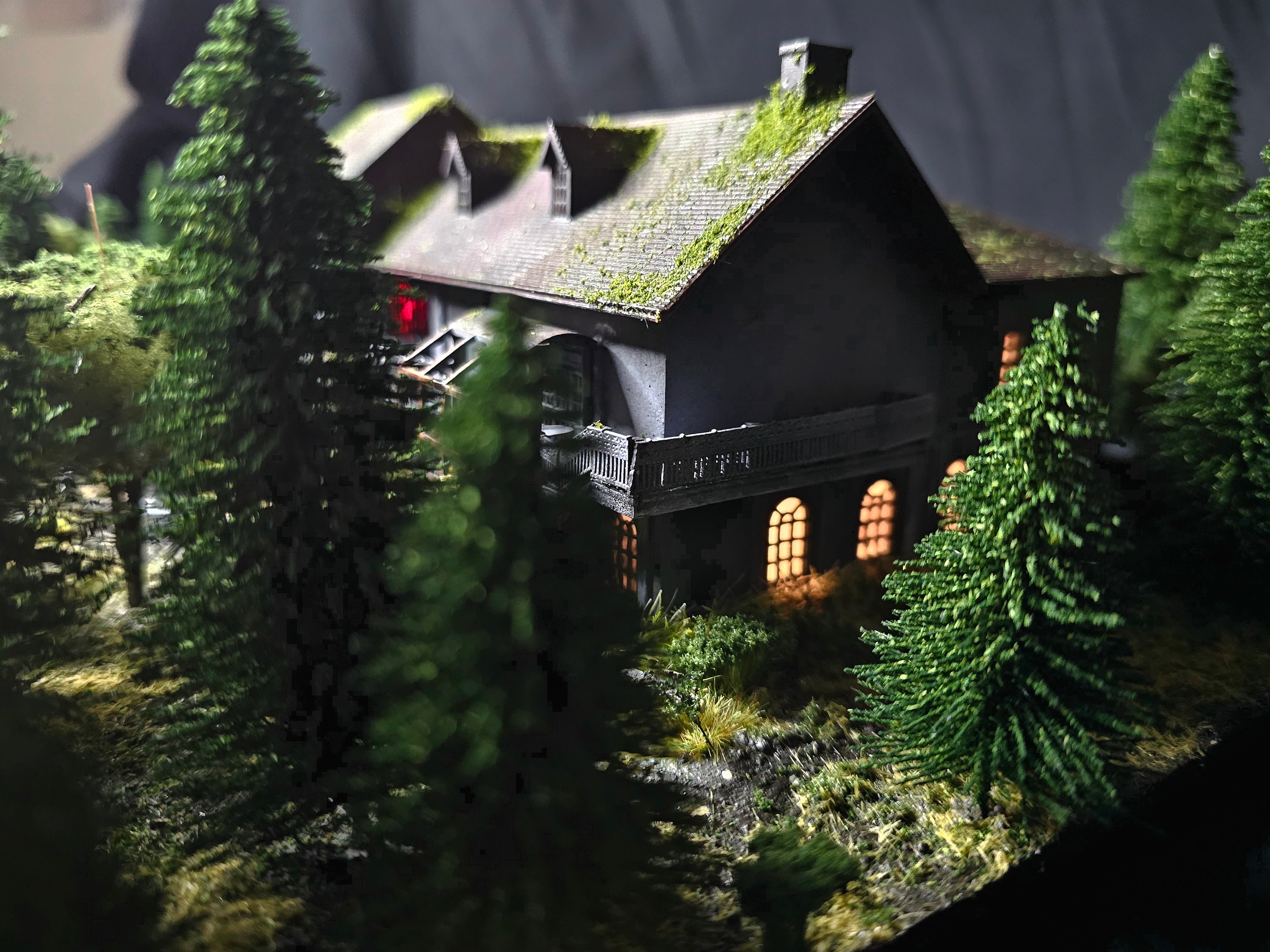 Resident Evil Spencer Mansion With Lights LTD Numbers Worldwide - Etsy