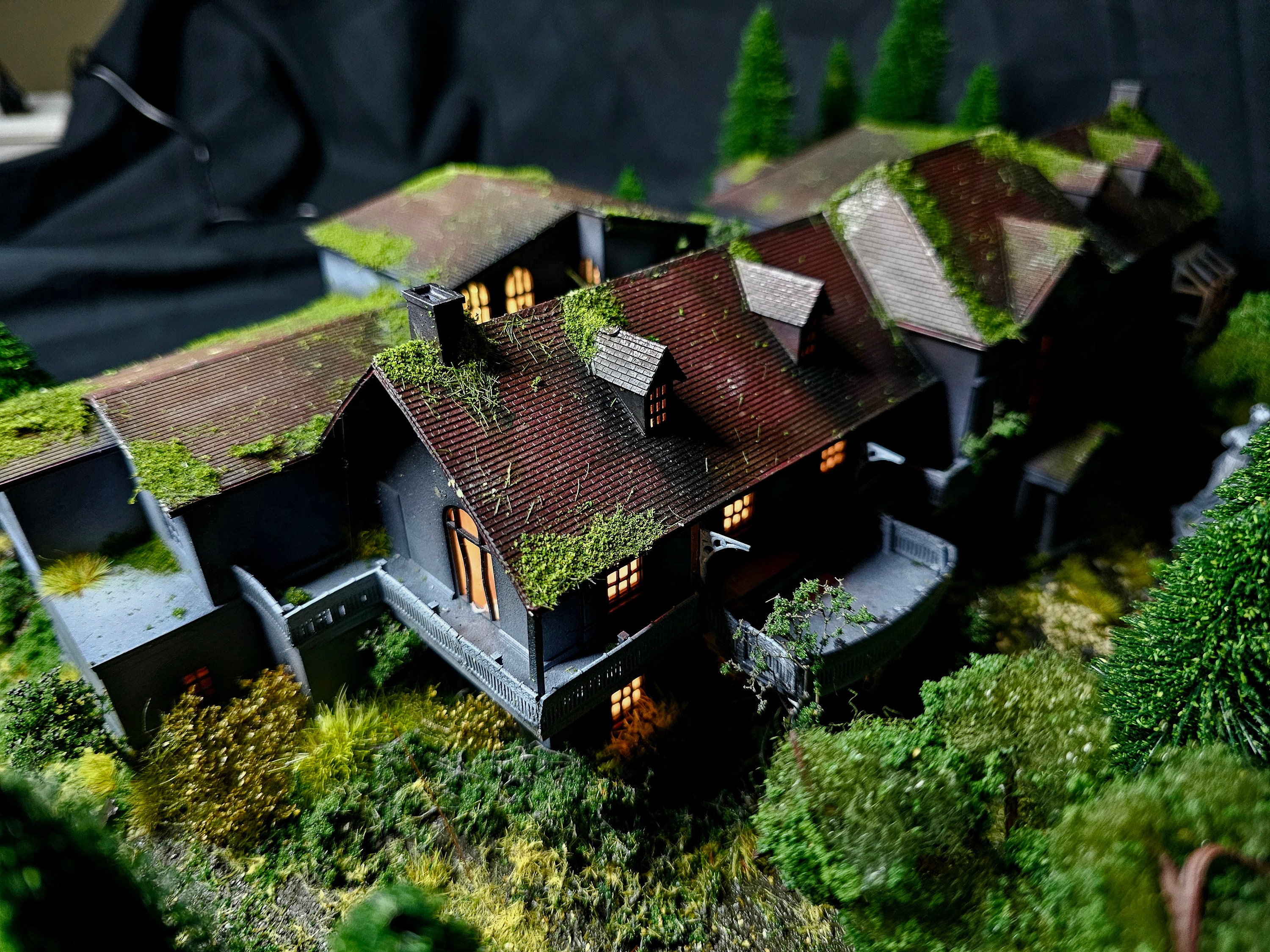 Resident Evil Spencer Mansion With Lights LTD Numbers Worldwide - Etsy