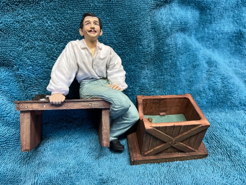 Rare Ardleigh Elliott Gone With the Wind Captain RHETT BUTLER Music Box ...