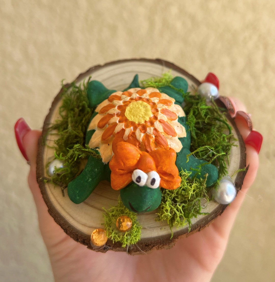 Clay Desk Buddy, Handmade Turtle Figurine, Hand Sculpted Clay Decor ...