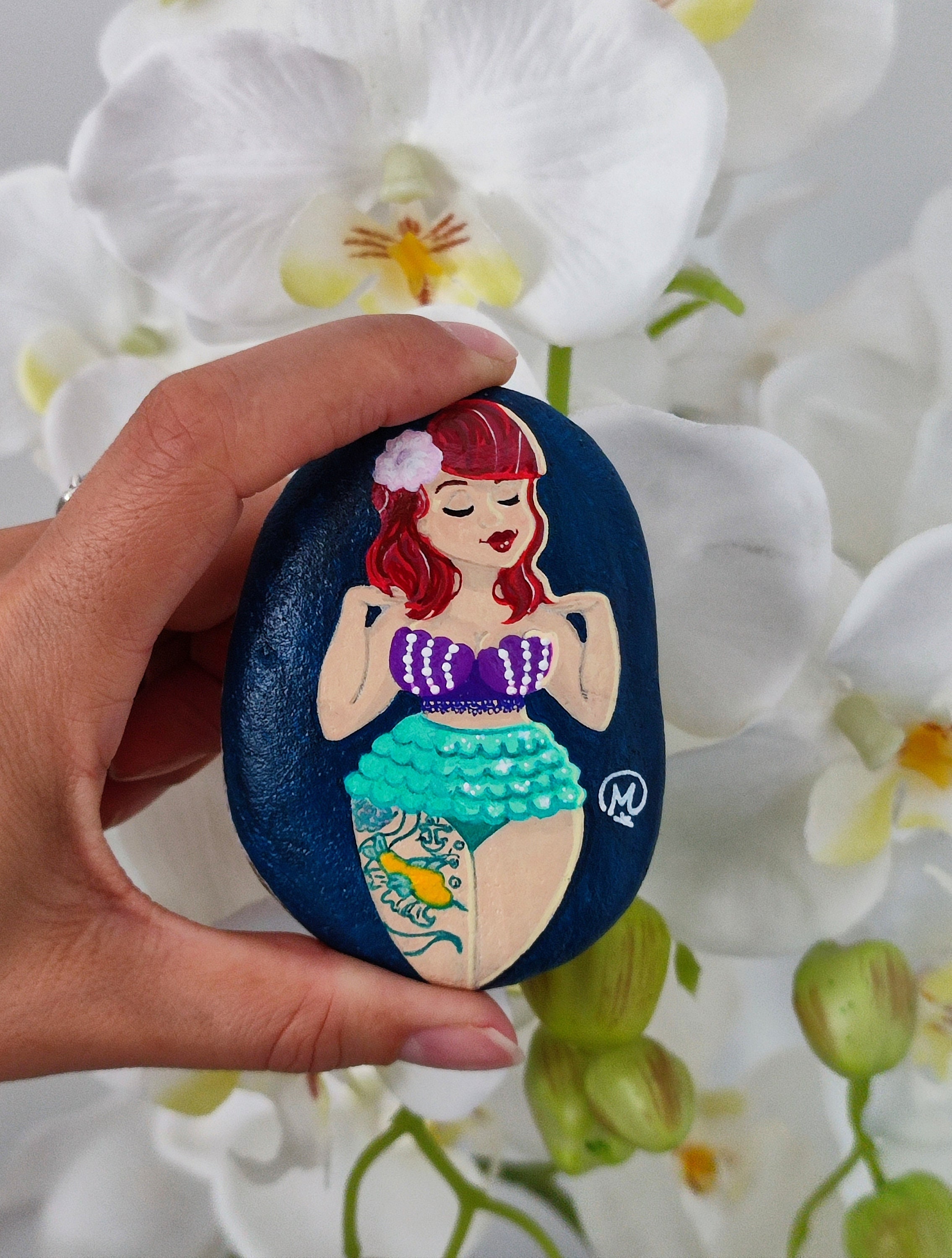 Painting Acrylic Painted pebble Ariel Pin Up etna.com.pe