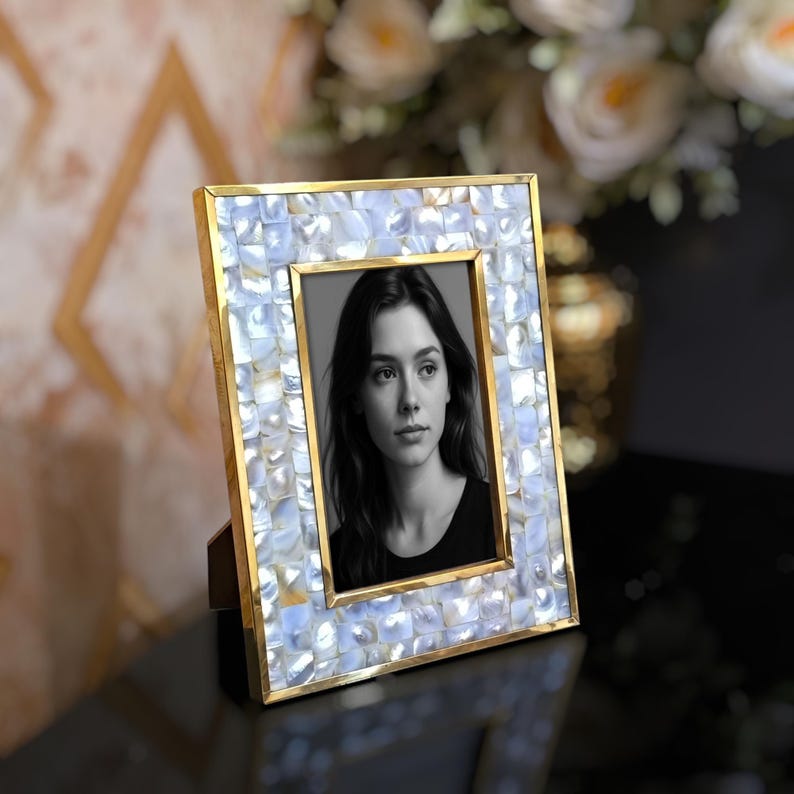 Mother of Pearl Inlay Photo Frame – 4x6 Inch Picture Frame With Brass ...