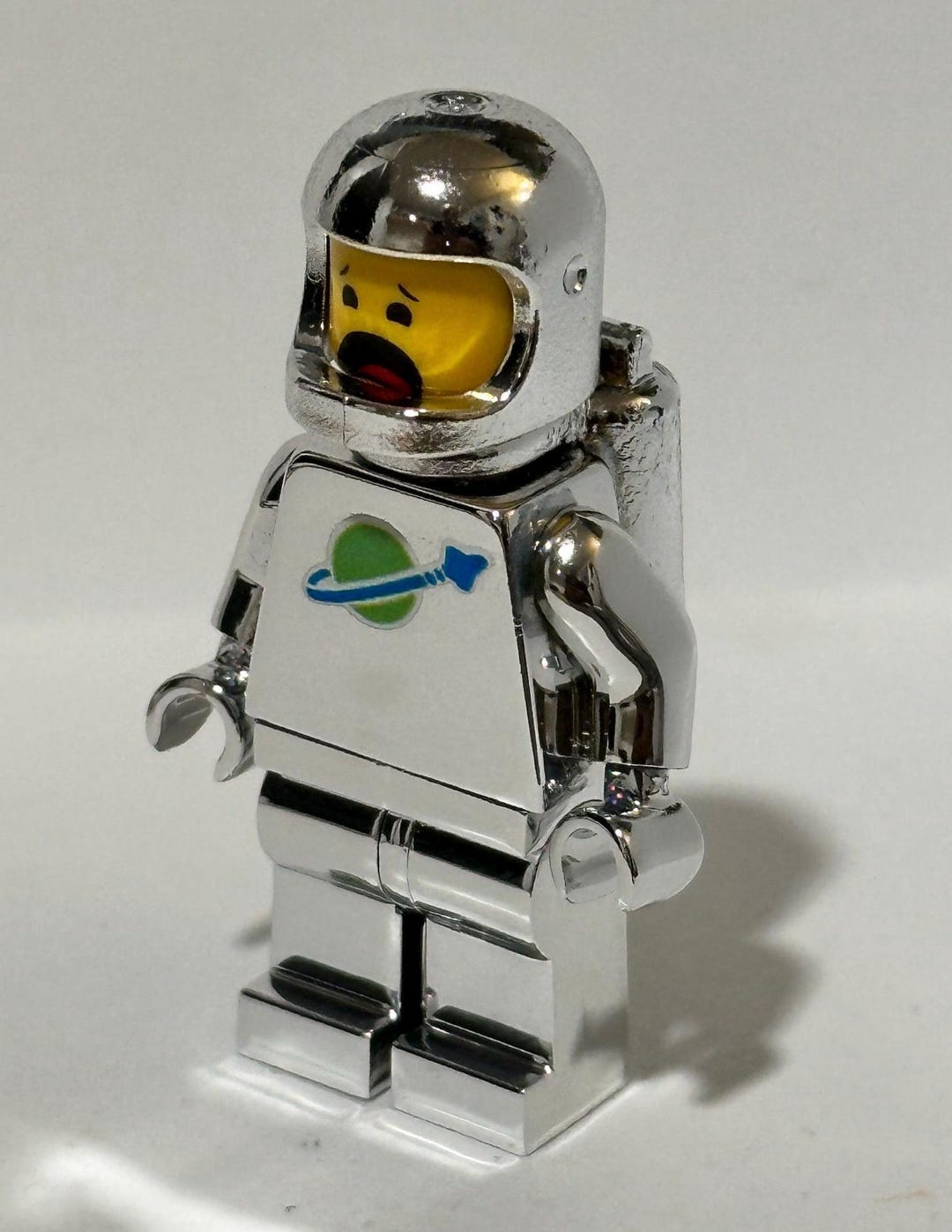 Lego Spaceman Space Chrome SILVER Minifigure Benny VERY RARE Lego Movie ...