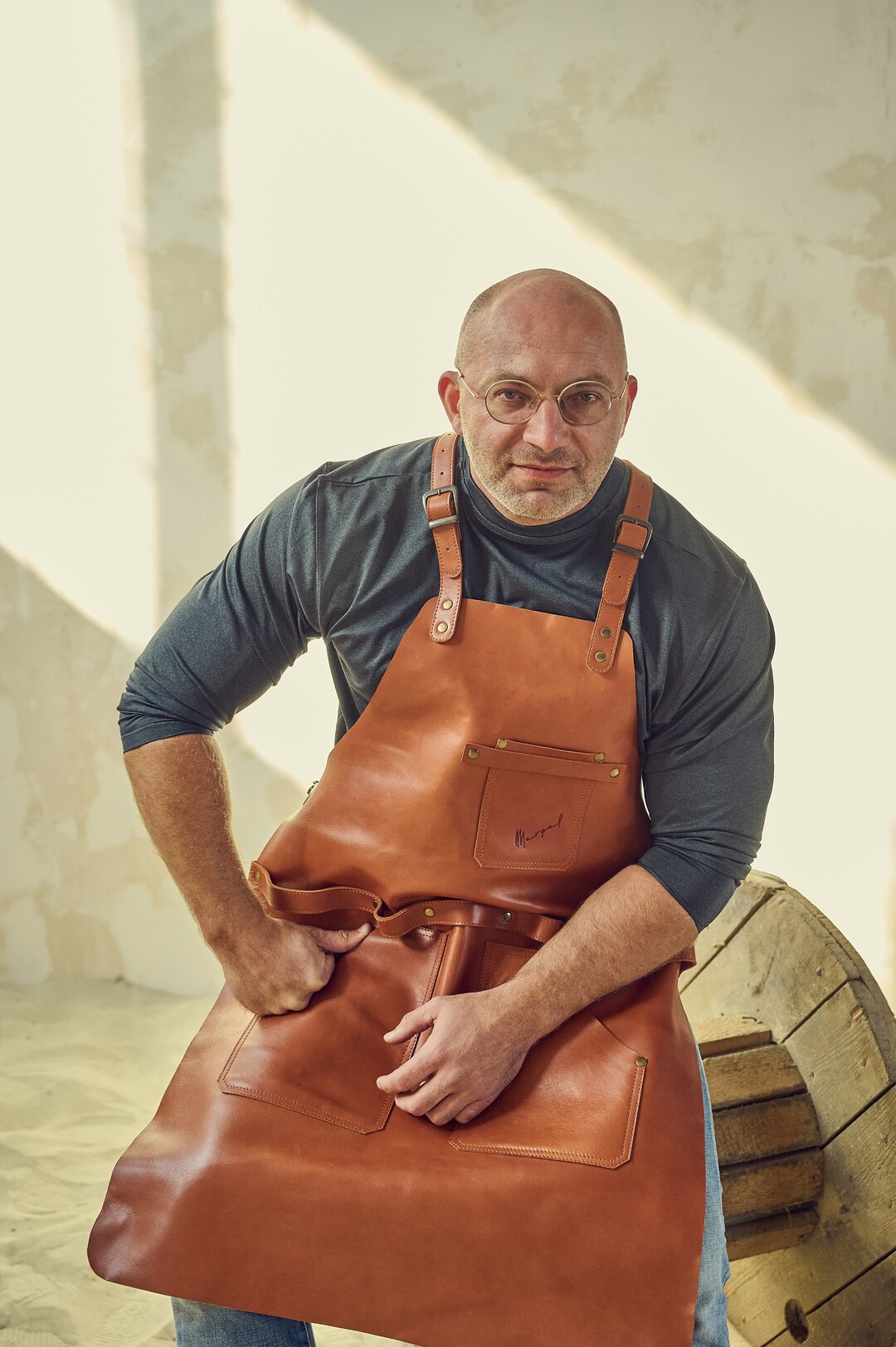 Grill Set: Brown Chef Leather Apron With Pockets & Towel Loop Chef ...