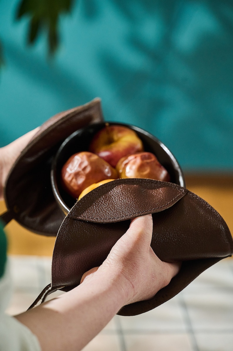 Handmade Leather Pot Holders, Heat Protection for Table, Quality Hot ...