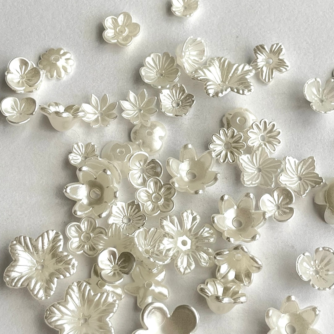 50 Pearl White Acrylic Flower Bead Caps 1511 - Etsy